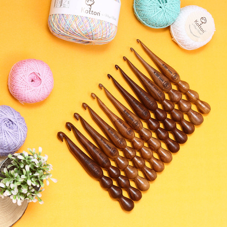 Crochet Hook Set by Hobby Store